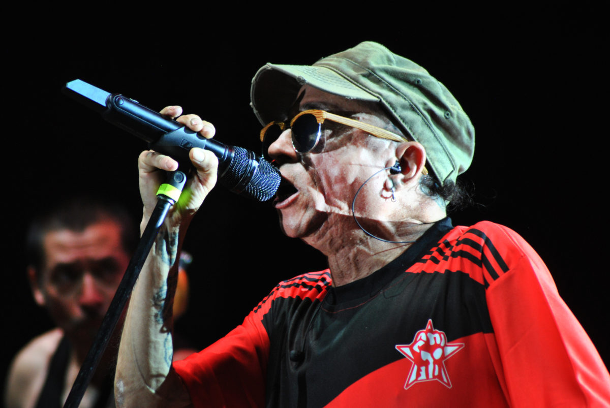 Claudio García, vocalista de Los Miserables: “Carabineros tiene que ...