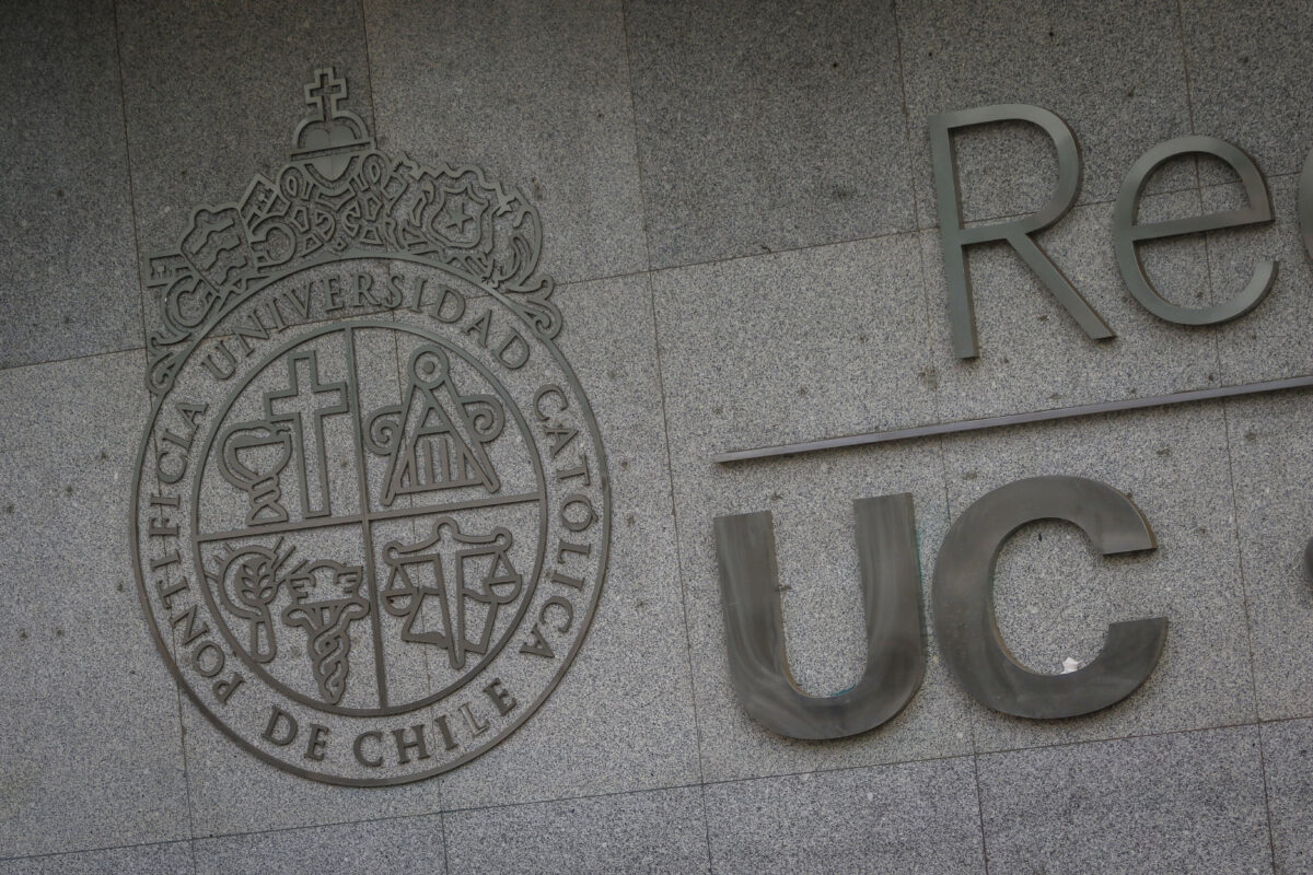 "Mi diploma dirá que soy Ingeniera UC": estudiantes mujeres de la PUC ...