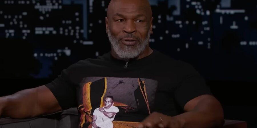 VIDEO: Mike Tyson se saca la cresta probando el hoverboard