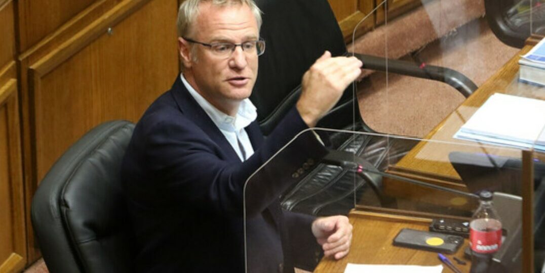 Felipe Kast respondió Vallejo por alusión a difusión de «fake news»