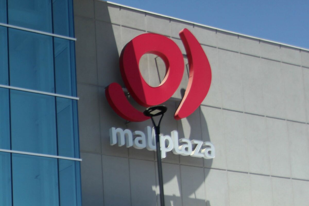 Clausuran temporalmente centro comercial de Mallplaza Perú