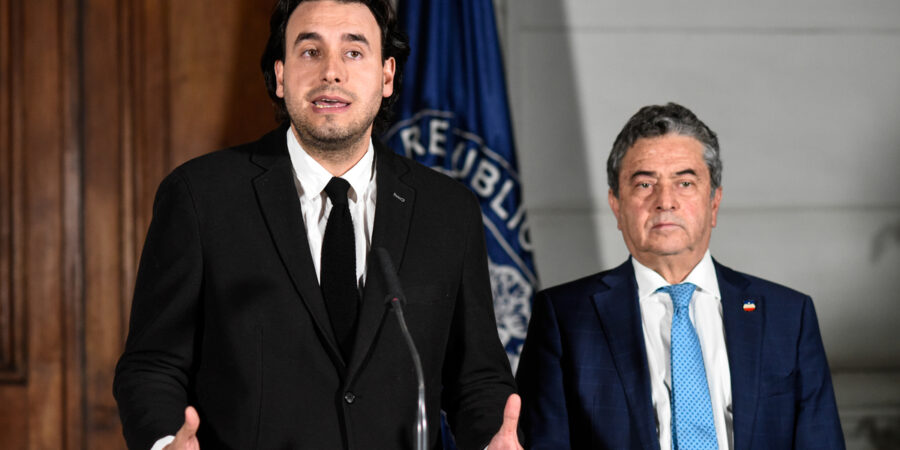 Juan Antonio Coloma se transformó en presidente del Senado