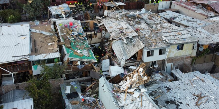 Dos trabajadores muertos y al menos tres heridos por explosión de ...