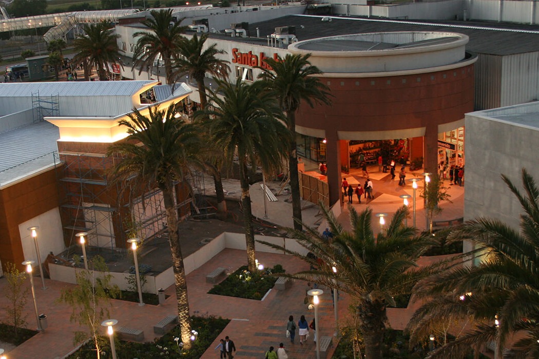 Accidente en Mall Plaza Trébol: mujer cayó desde segundo piso