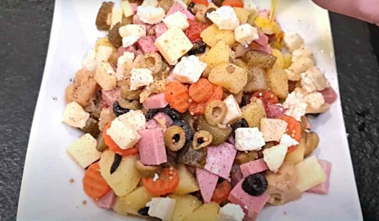 Eligen a la pichanga chilena como uno de los peores 100 platos del mundo