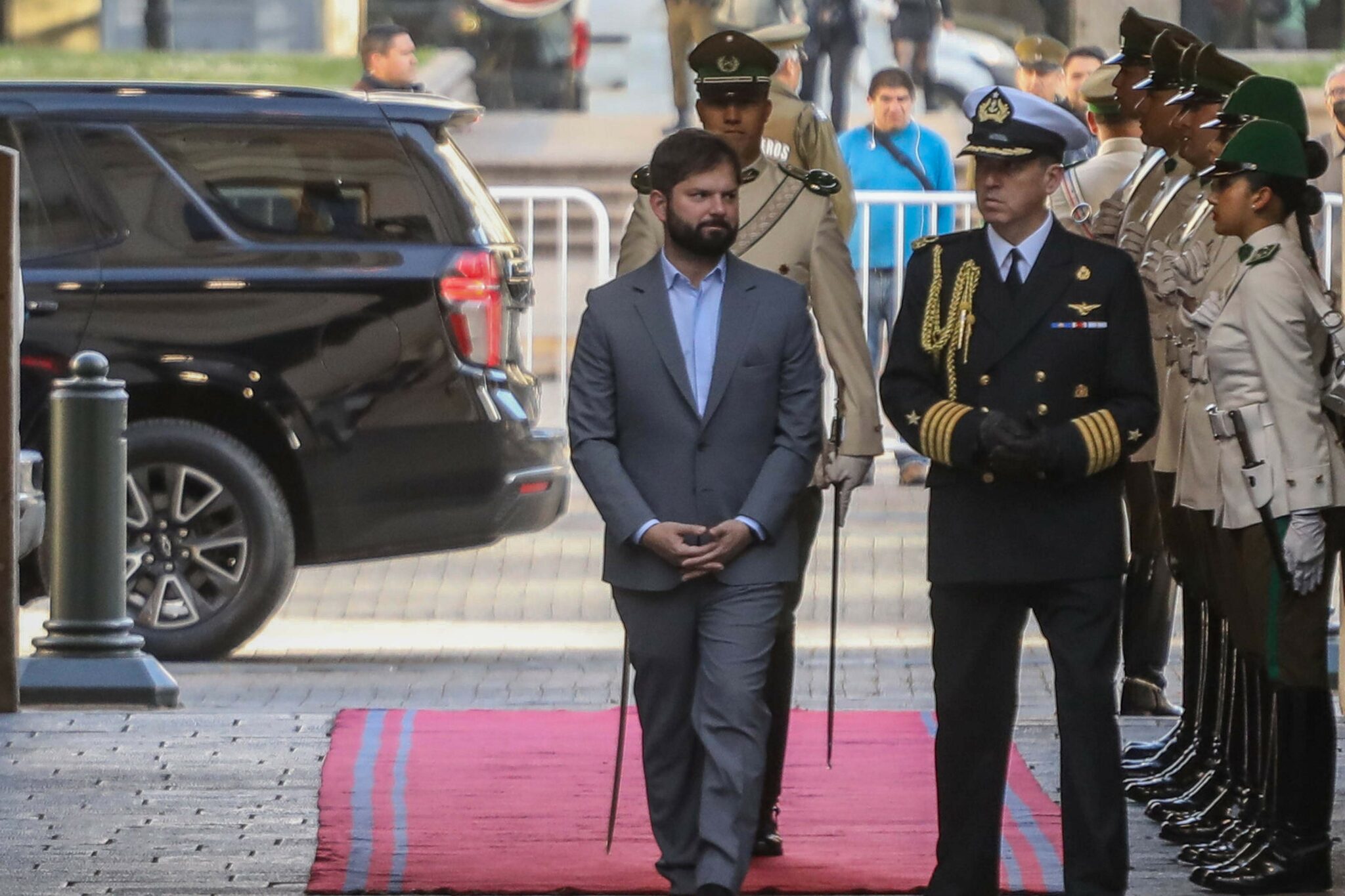 Presidente Boric concreta llamado telefónico con Javier Milei