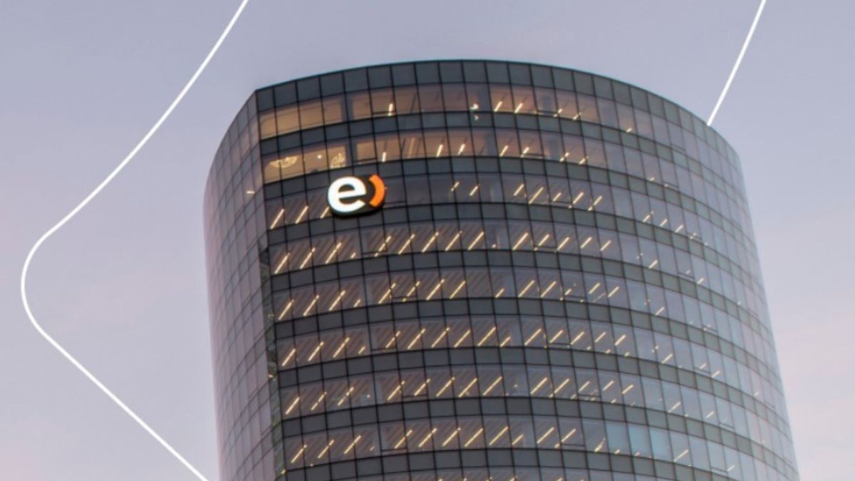 La millonaria operación de Entel para ampliar su fibra óptica