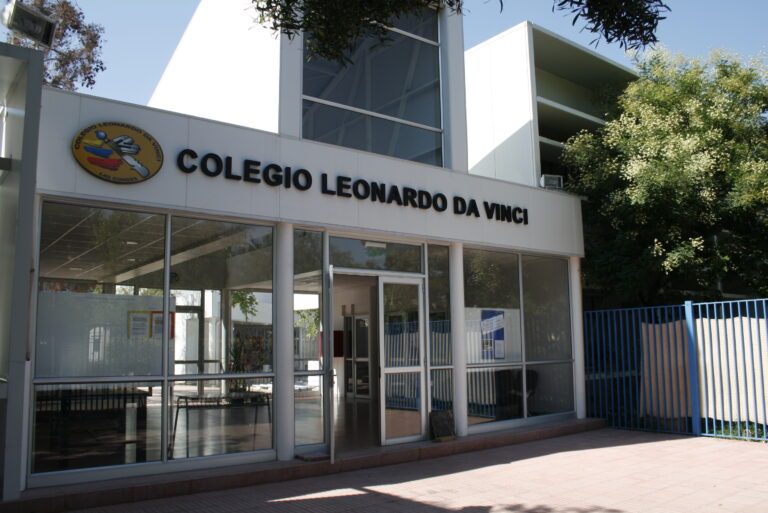 Radiografía a los 10 mejores colegios municipales de Santiago