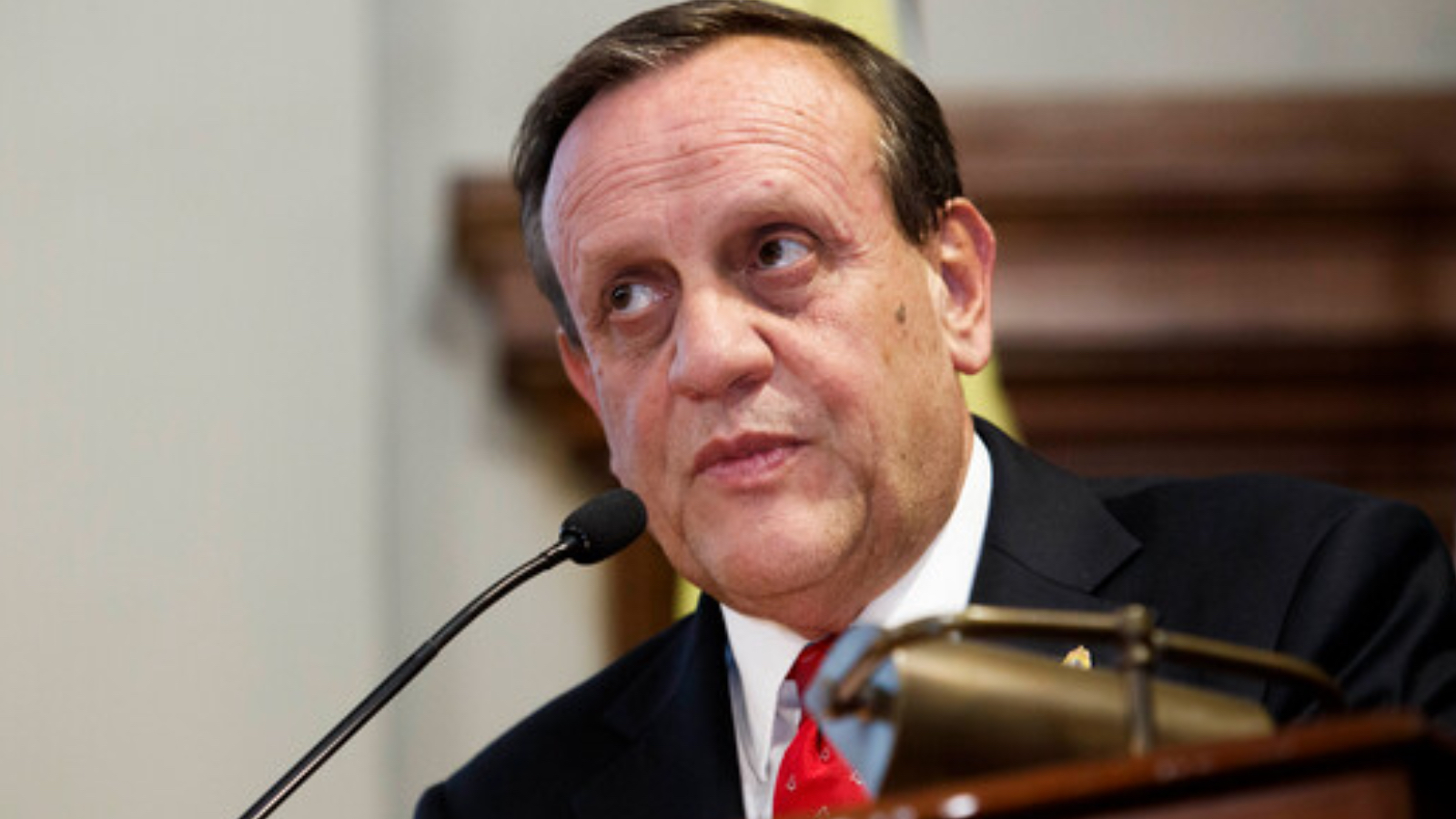 Ignacio Sánchez deja la rectoría de la UC