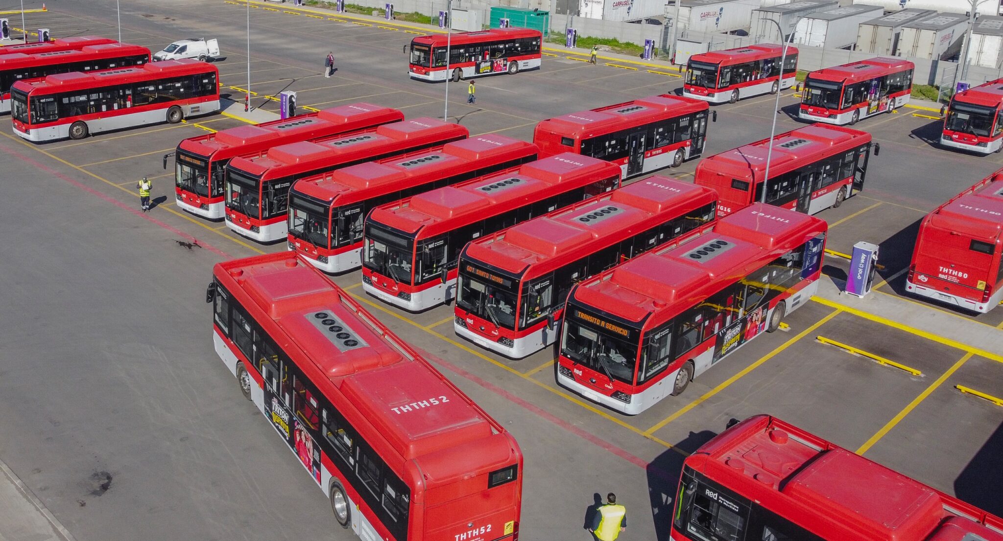 RED suma 214 buses eléctricos a recorridos en San Bernardo y La Pintana