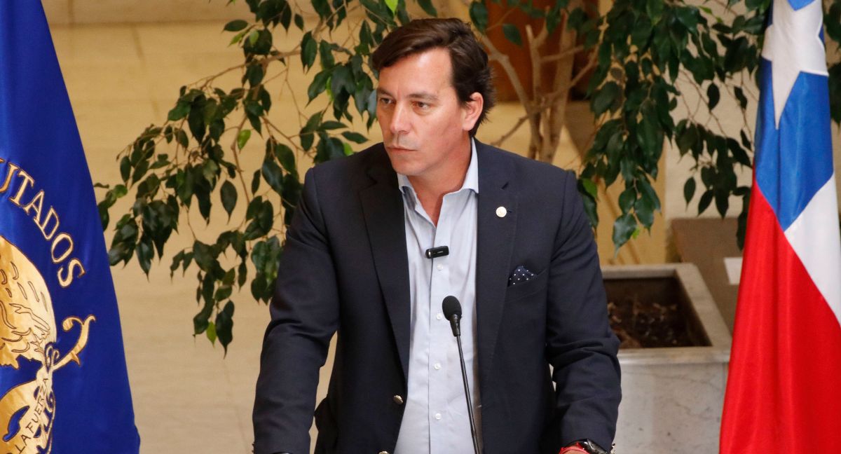 Diputado Labbé (UDI): "No estoy disponible a ningún acuerdo parcial en ...