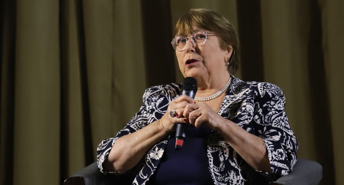 Bachelet: "Me preocupa cuando crece el número de jóvenes que piensa que ...
