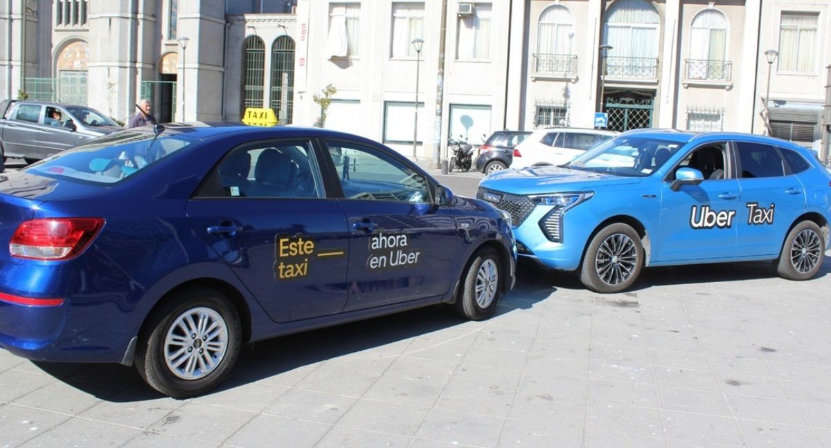 Los detalles del acuerdo que permitirá pedir taxis tradicionales desde ...