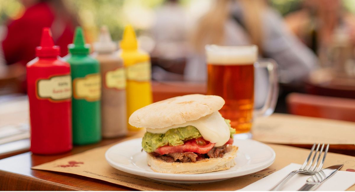 La expansión de la Fuente Chilena: los planes de la cadena de ...