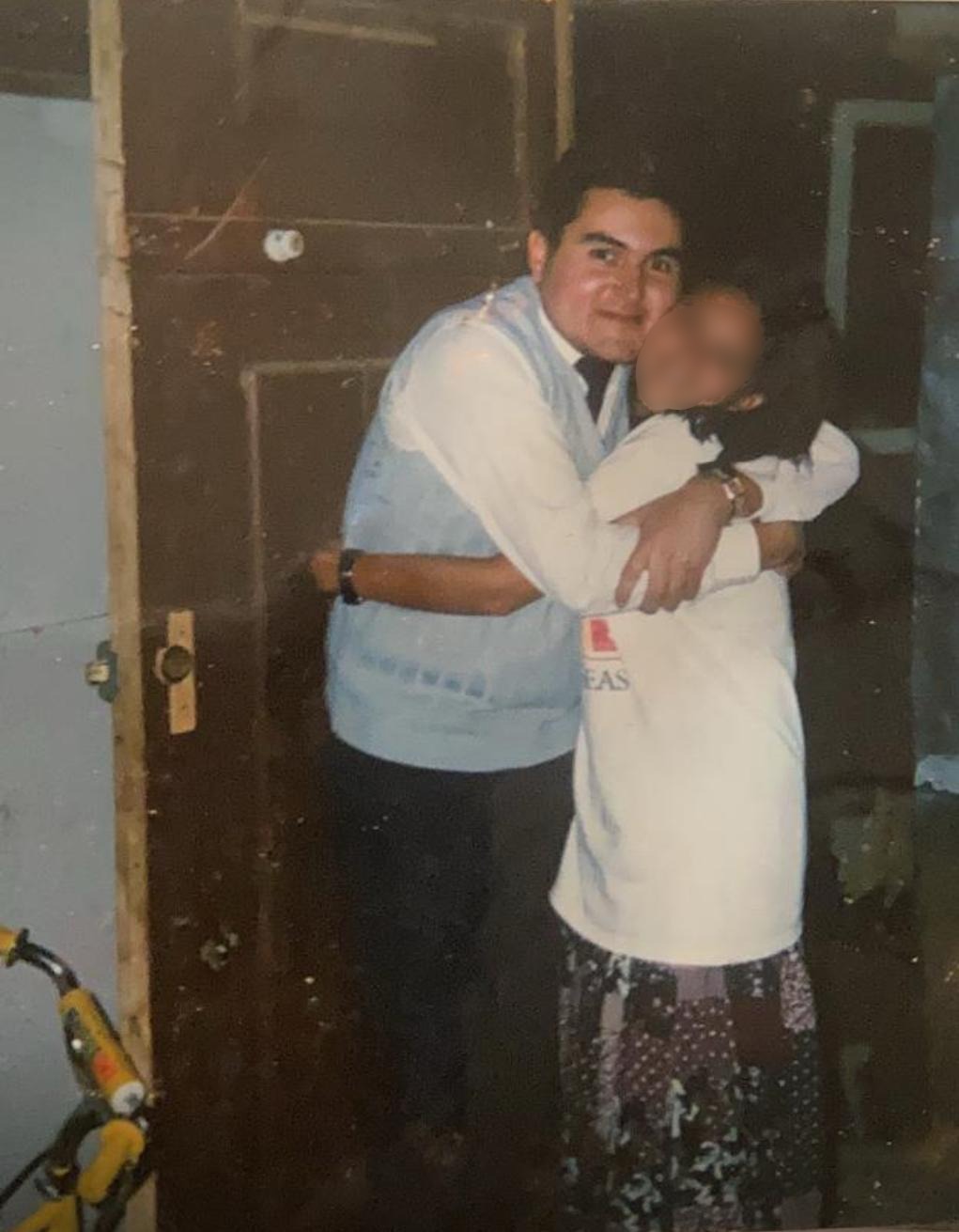 Un funeral de las víctimas desconocidas de Hugo Bustamante