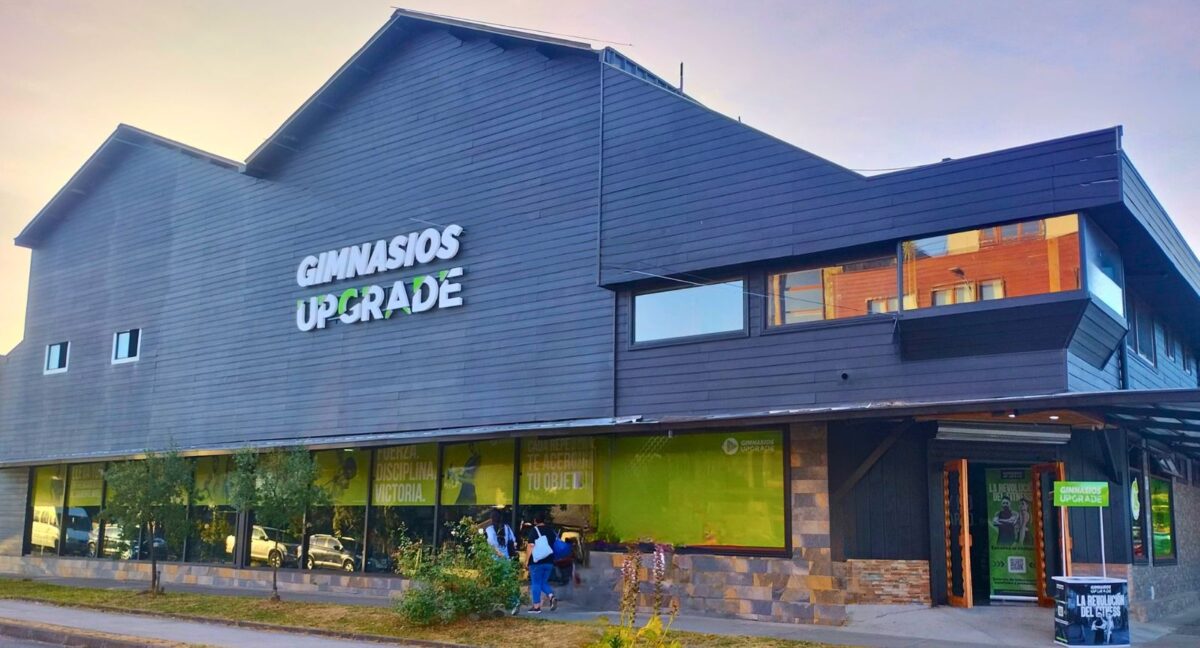 Dr. Martens vuelve a Chile con tienda en el Drugstore y proyecta abrir ...