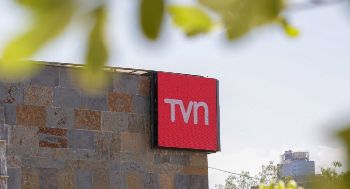 Los días más complejos de TVN: trabajadores votan huelga, directorio asegura que es inviable y ...