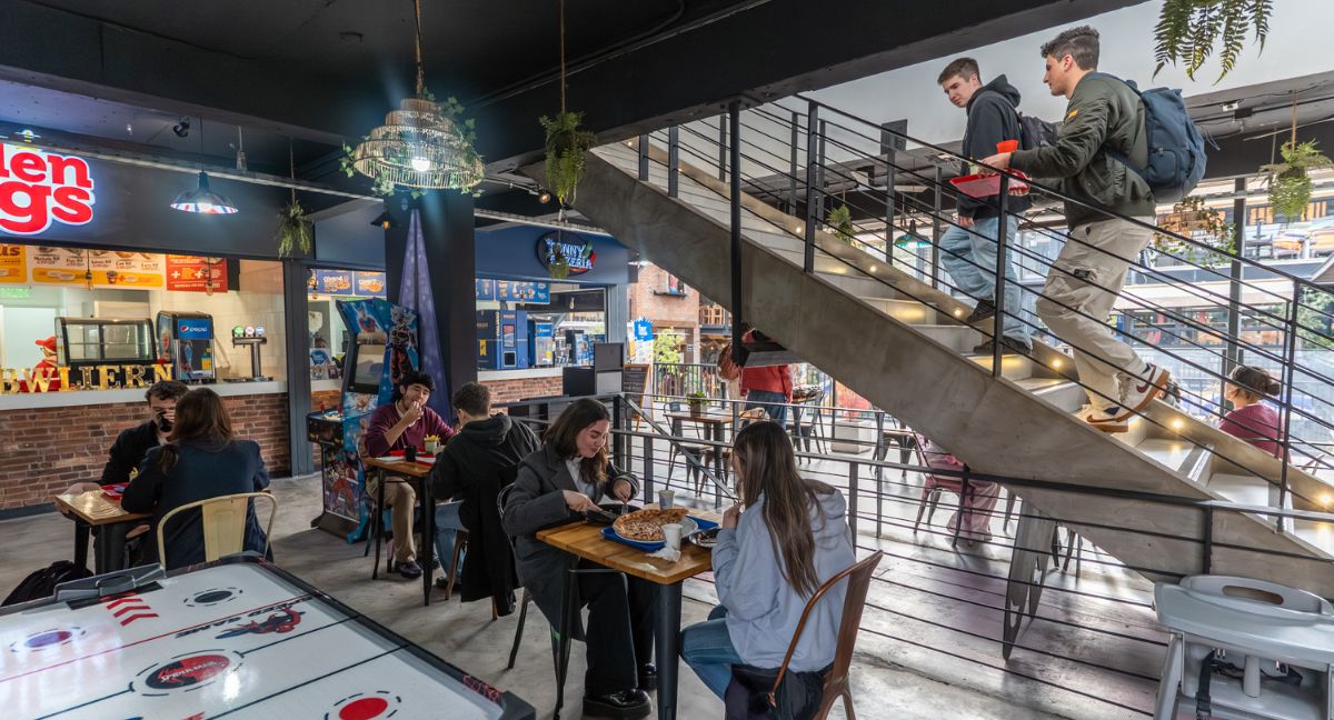 La nueva apuesta de Patio Bellavista para revitalizar el centro ...