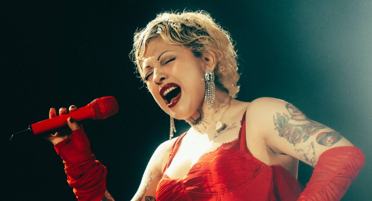 Mon Laferte y St. Vincent se unen en una inédita colaboración que quedó ...