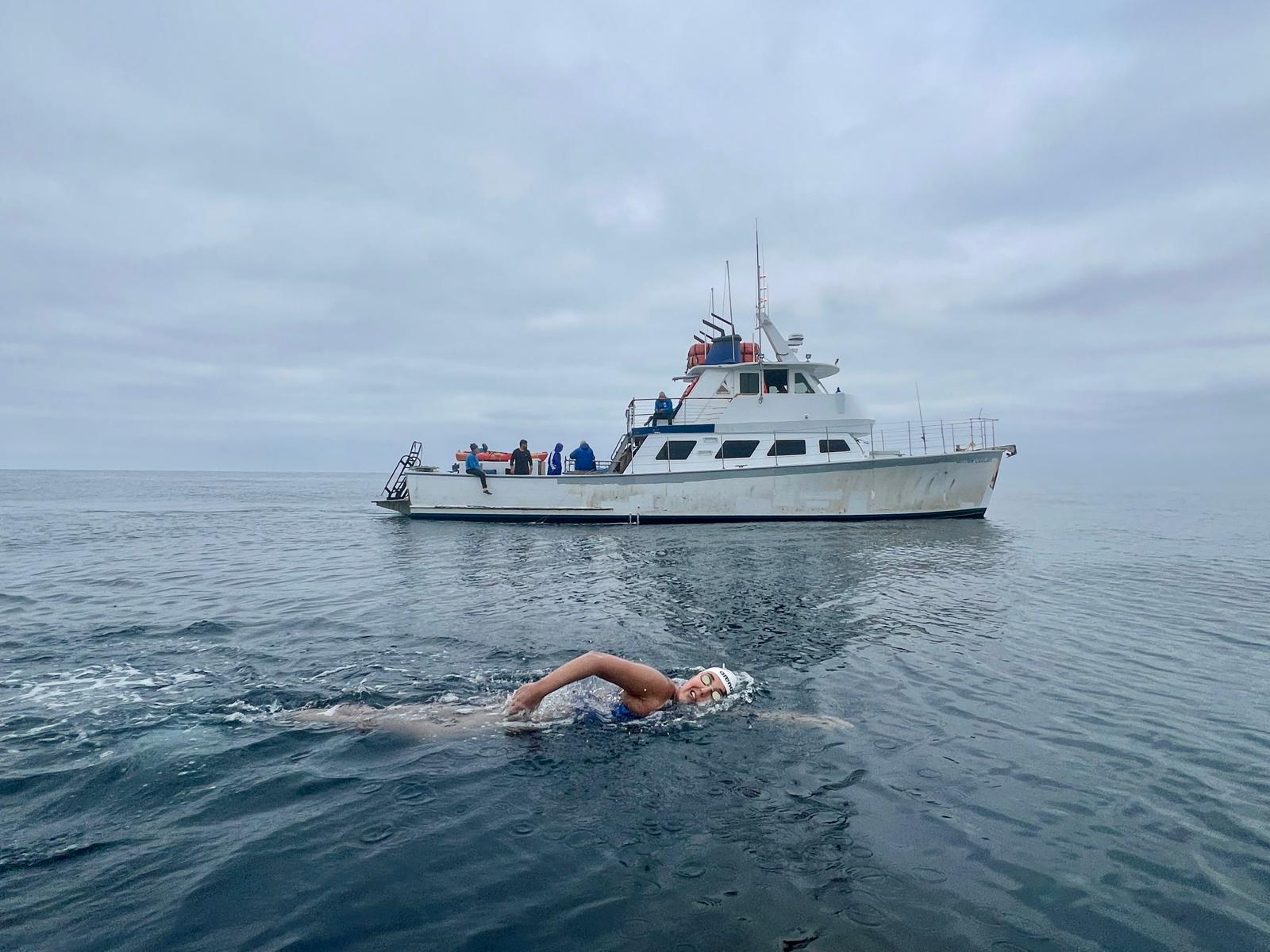 Bárbara Hernández, "La Sirena de Hielo", nadará más de 30 horas en ...