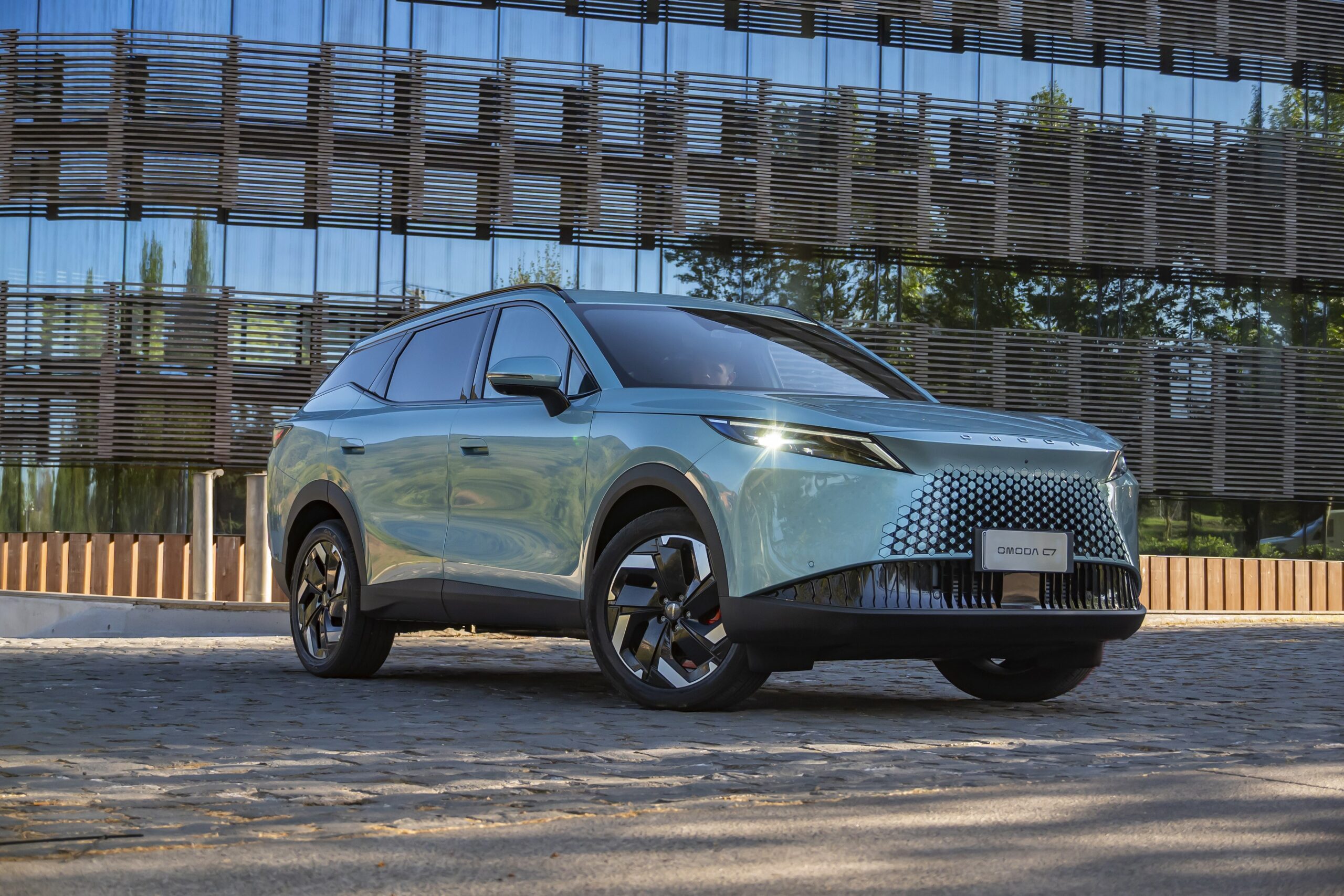 Lanzamiento Omoda C7 en Chile: versiones, precios y datos