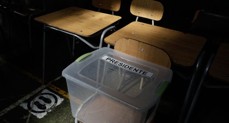 Dr. Martens vuelve a Chile con tienda en el Drugstore y proyecta abrir ...