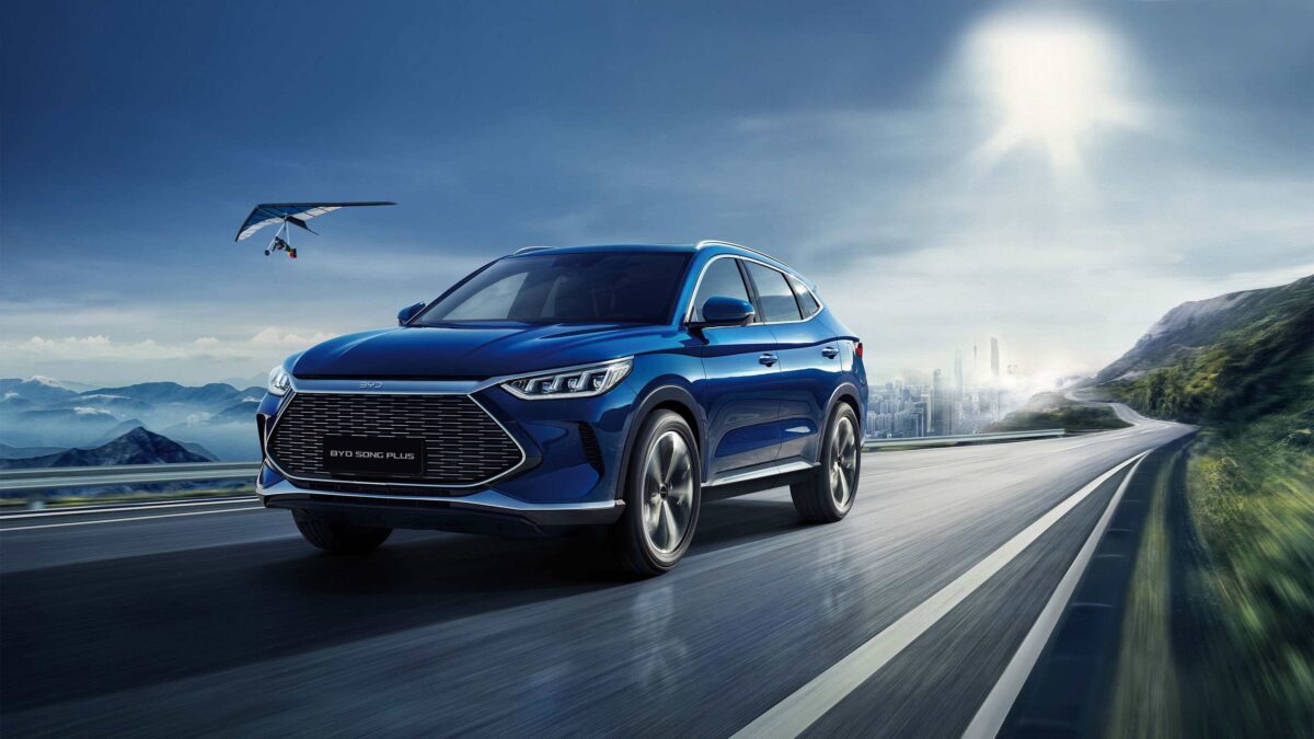 BYD Chile asume representación directa y cambia su estrategia