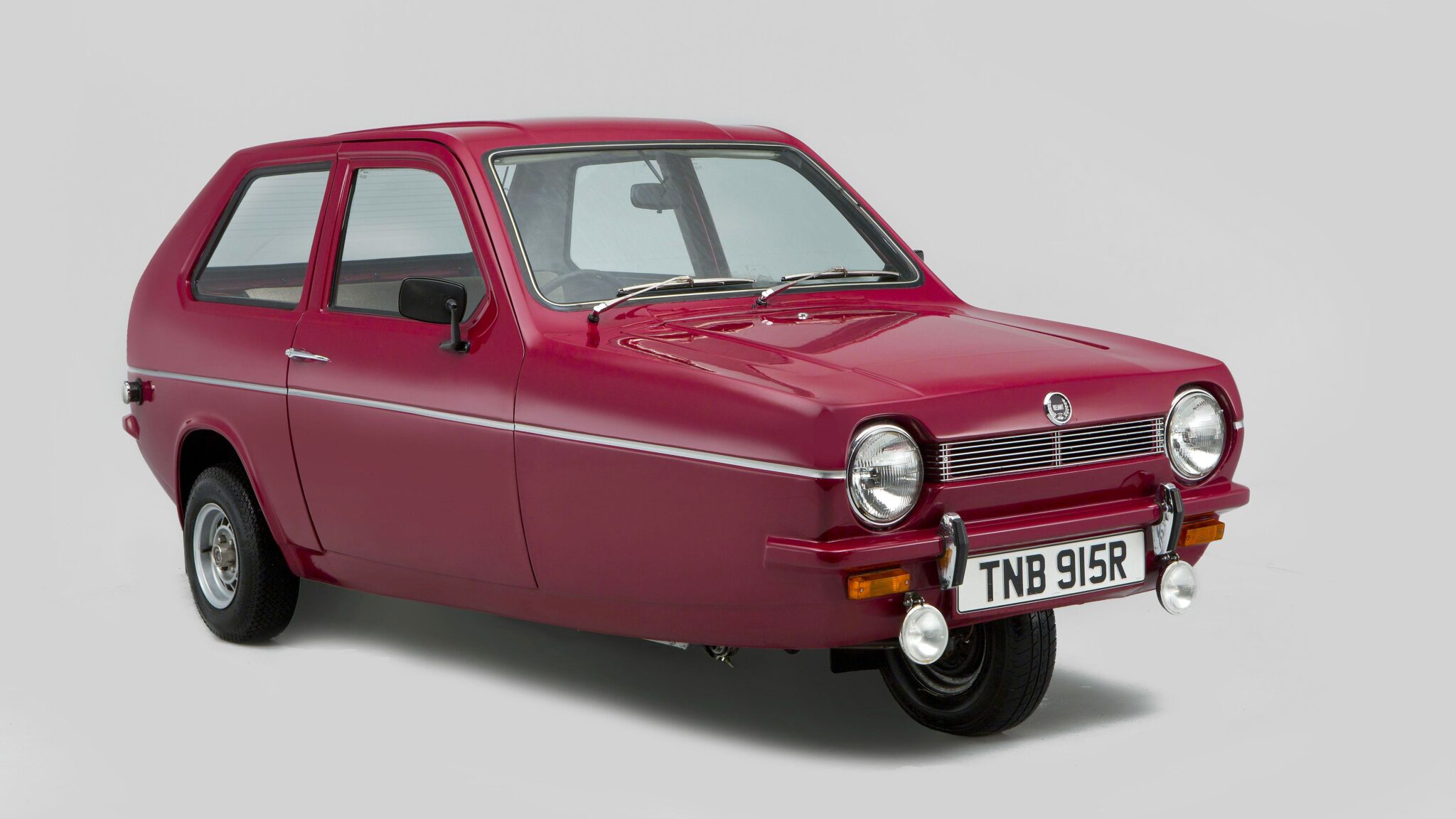 Los 10 autos más feos de la historia según expertos