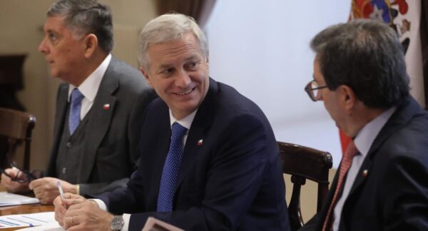 Kast interviene en pugna de parlamentarios republicanos con el Segundo ...